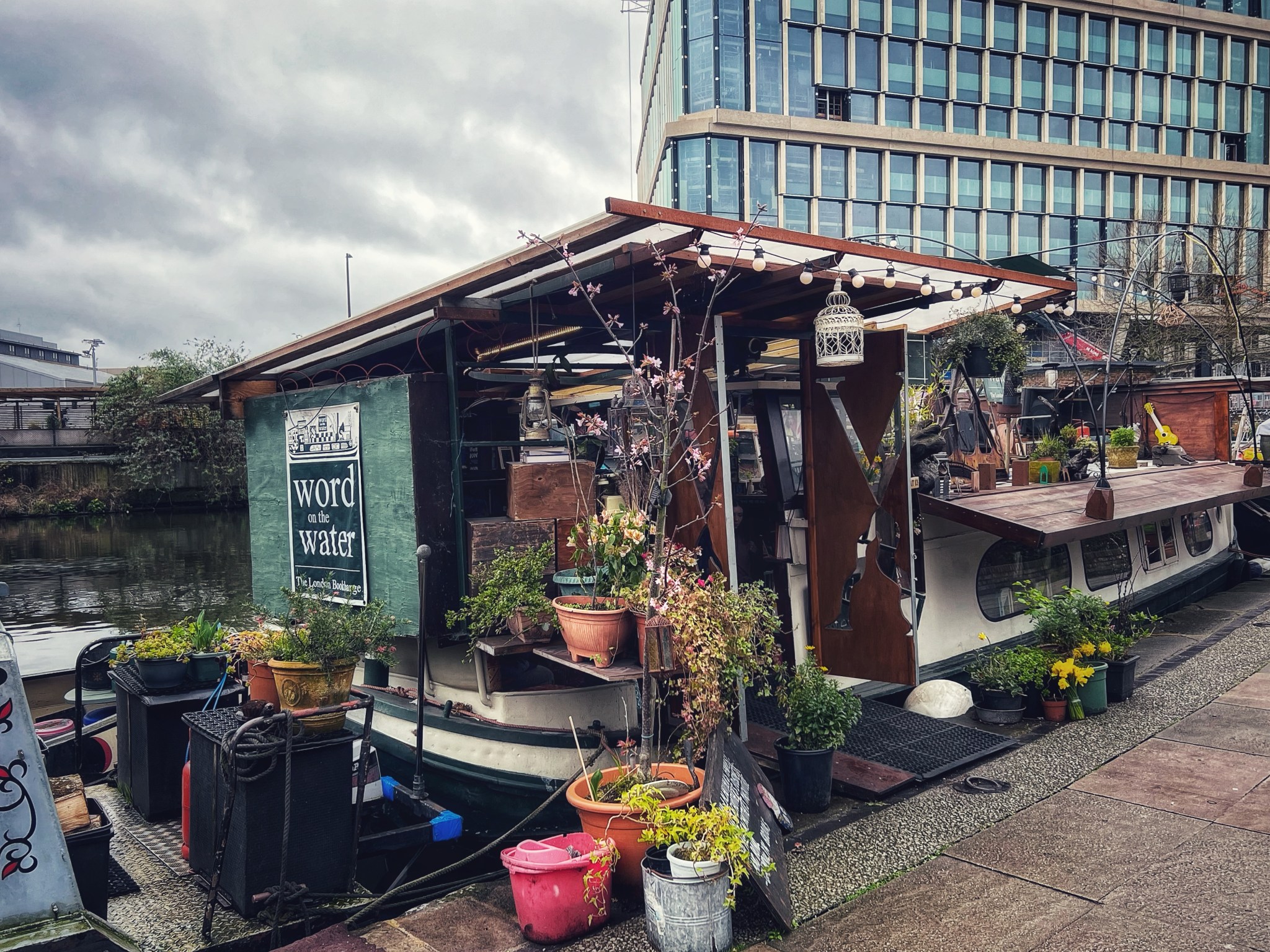 Word on the Water: Discovering London’s Unique Floating Bookshop